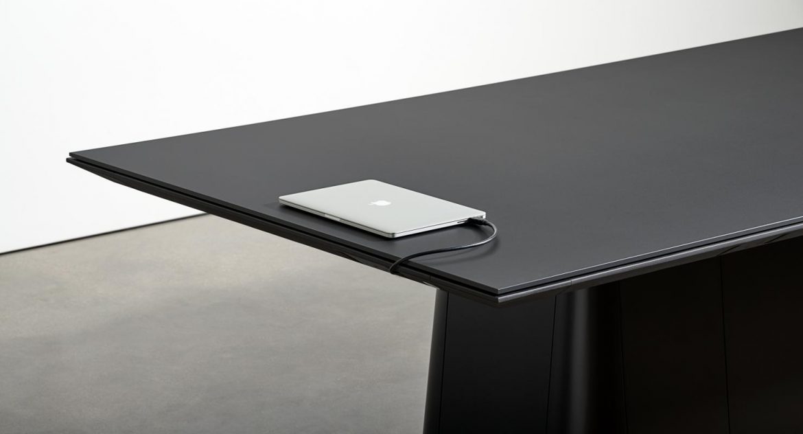 Halo Conference Table | Halcon | Alan Desk Conference