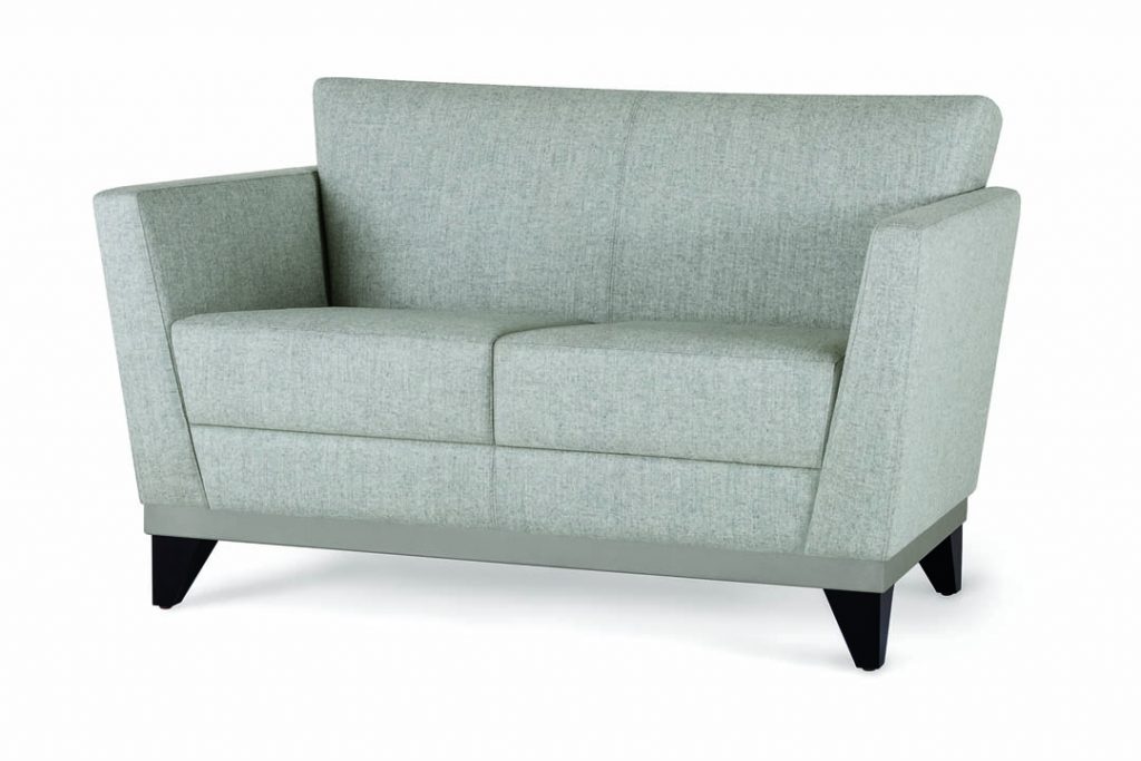 Huddle Lounge Chair | Arcadia | Alan Desk Lounge Chair