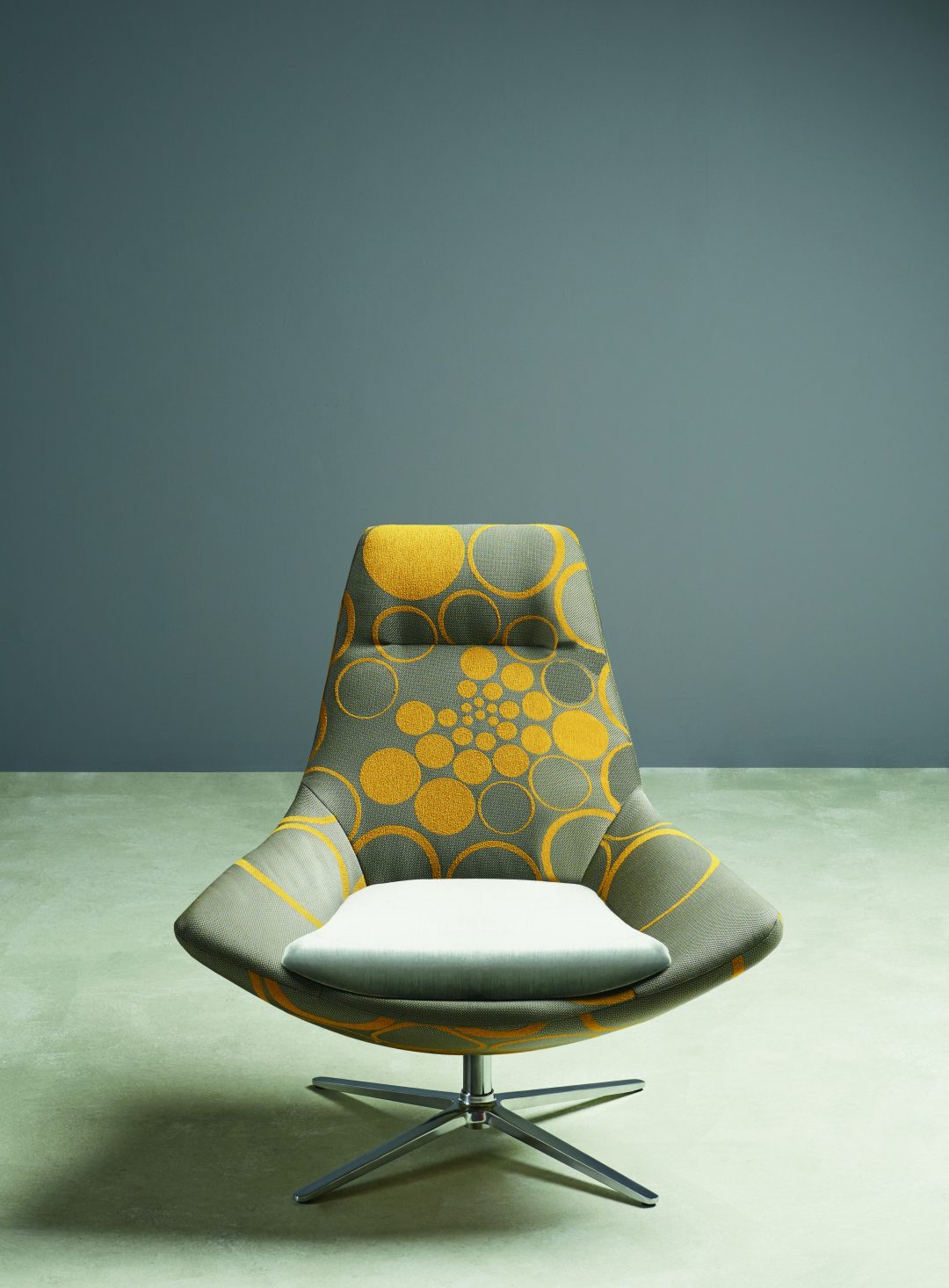 Astro Lounge Seating | Via Seating | Alan Desk