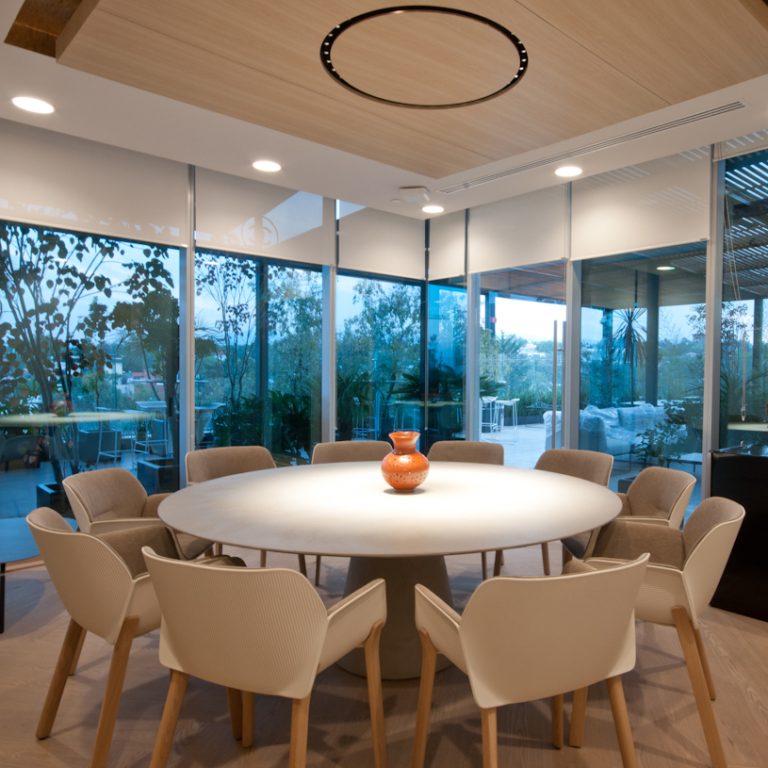 Reverse Meeting Table | Andreu World | Alan Desk